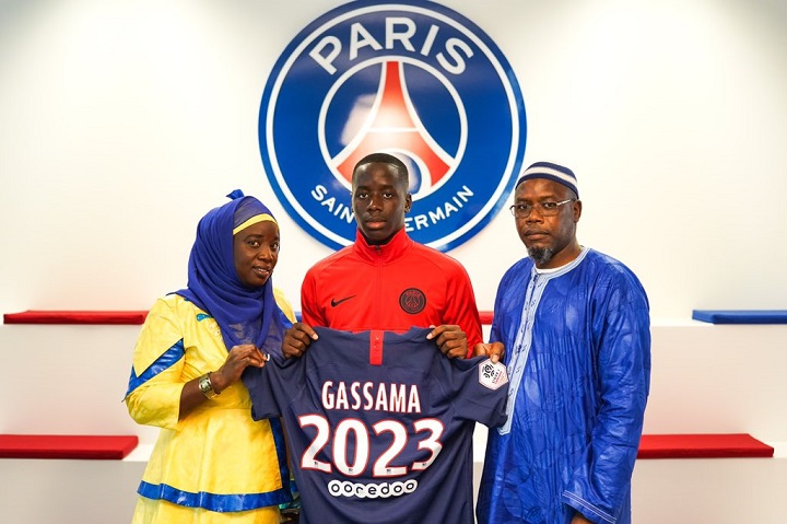 Djeidi Gassama signe son premier contrat pro avec le PSG