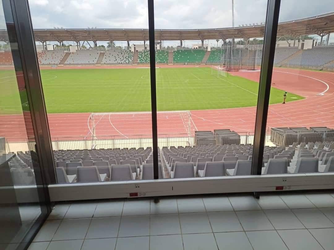 Infrastructures : 20 images inédites du tout nouveau Stade de Yamoussoukro